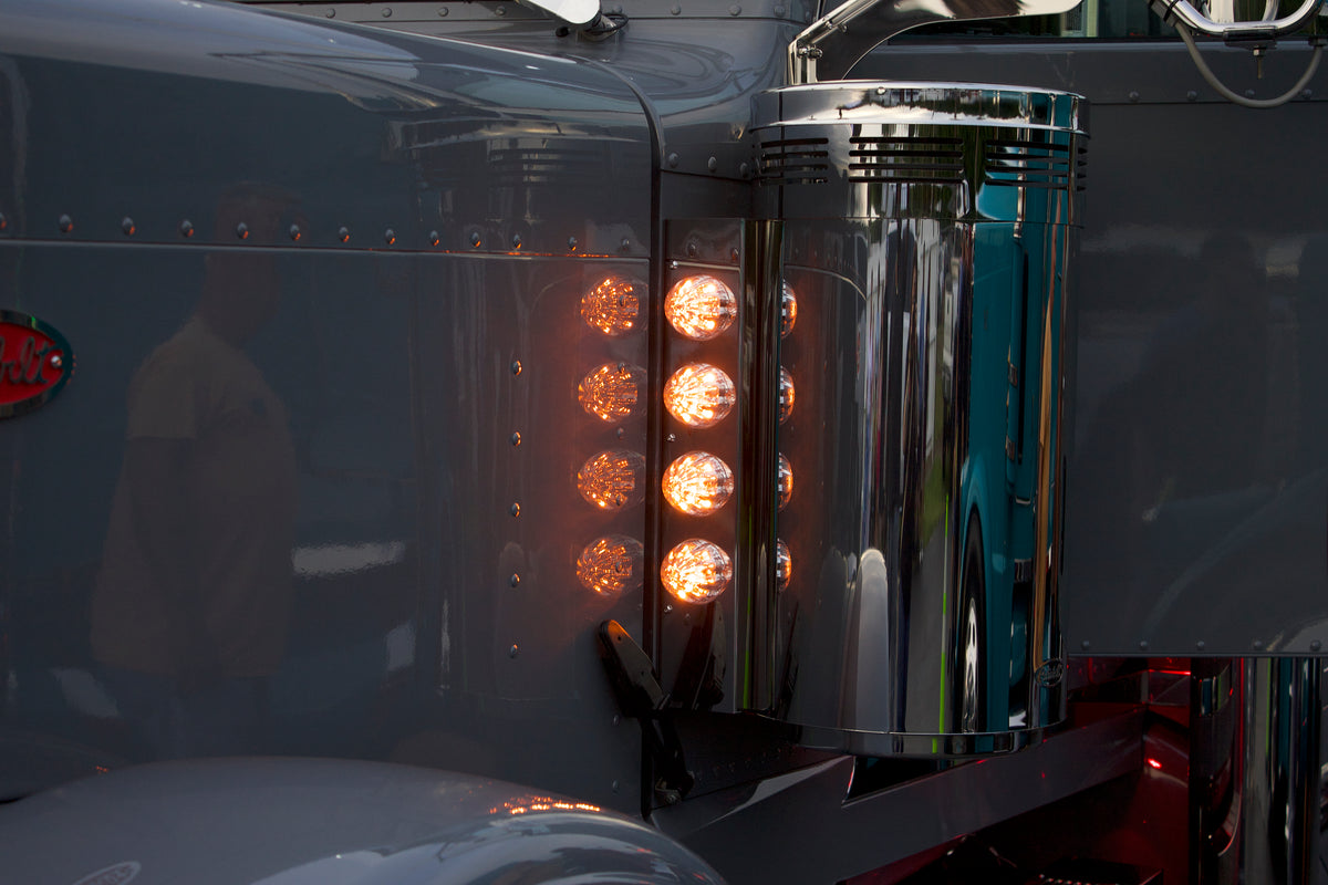 Peterbilt Front Air Cleaner Light Bar with 4 Watermelon LED's – A&A ...