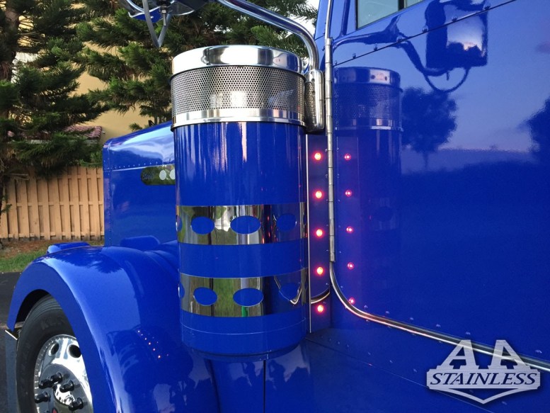 PETERBILT AIR CLEANER LIGHT BAR 5 LEDS 3/4" REAR – A&A Stainless Steel